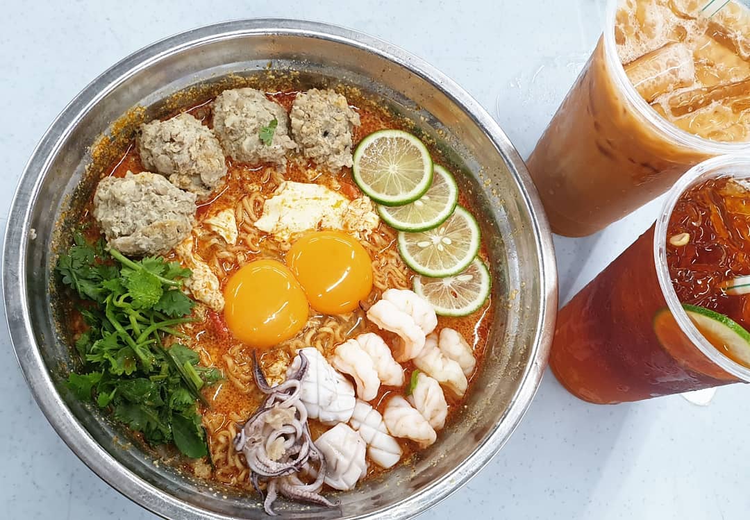 8 Best Places To Get Your Thai Mama Noodle Fix [2021 Update]